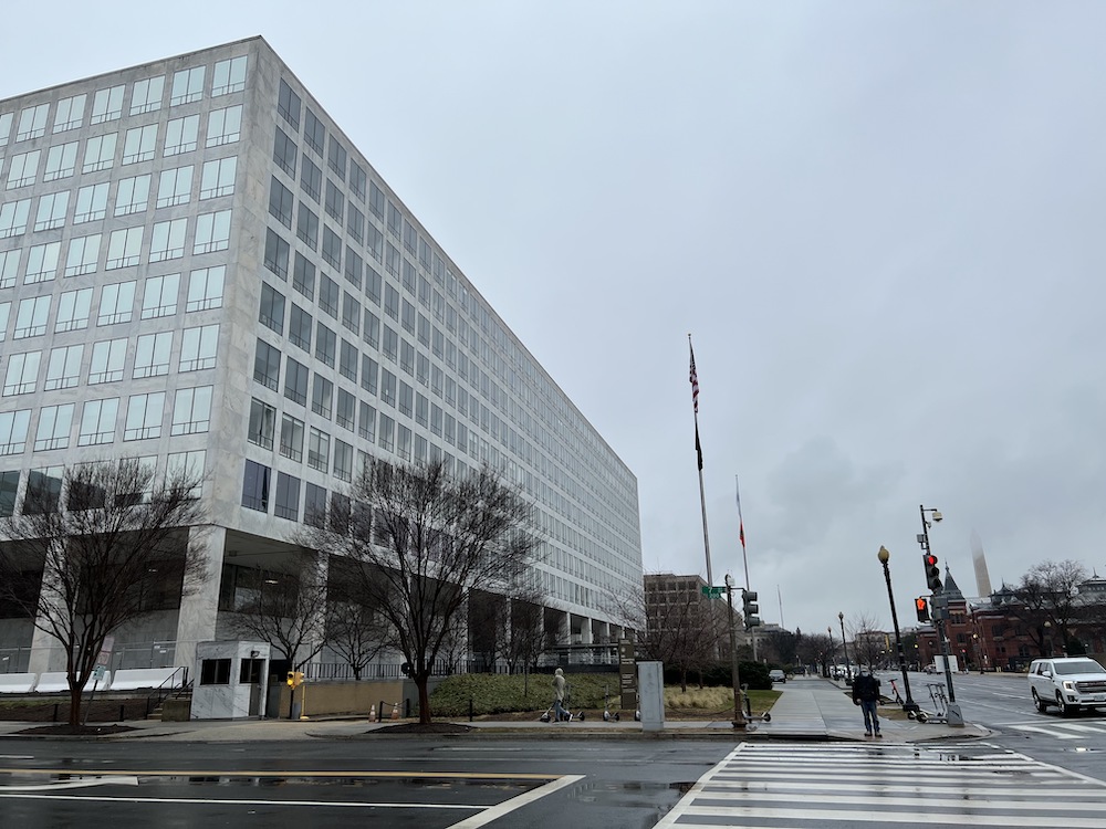 Legislators, experts, and public call for deeper examination of FAA ...