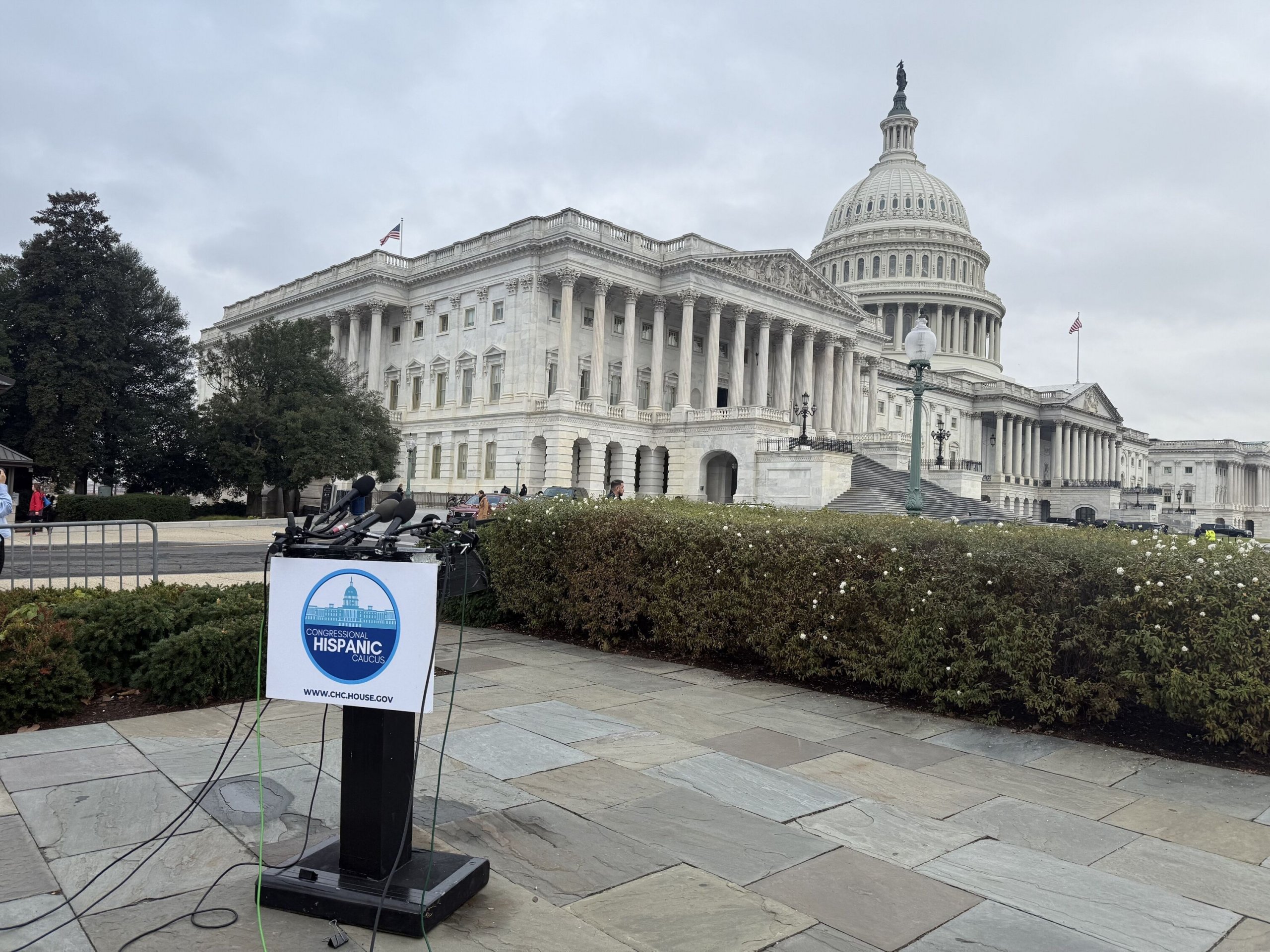 The Congressional Hispanic Caucus welcomes new members; addresses ...